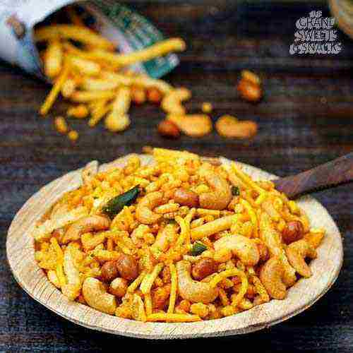 Grand Sweets Special Mixture - Authentic South Indian Crunchy Treat.
